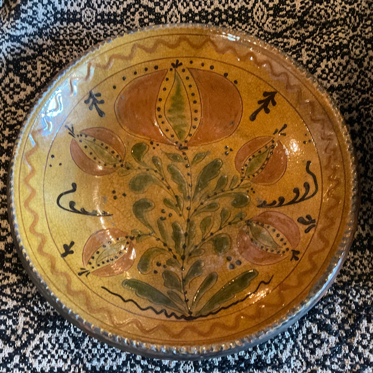 Tulip Redware Plate – Cottage House Primitives